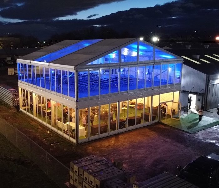 Commercial Event Tents Manufacturer | Shoulder Tent